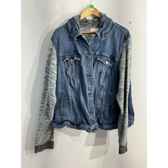 torrid | Jackets & Coats | Womans Torrid Denim Jacket 4 Full Button ...